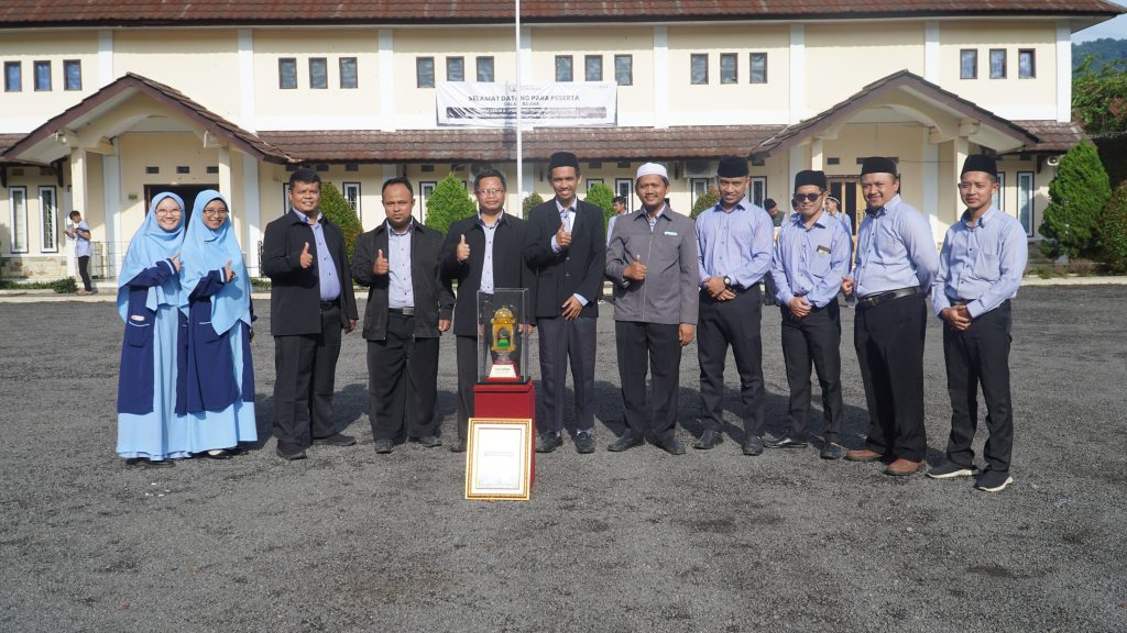 STIQ As-Syifa Raih Penghargaan "Best Achievement of Annual Performance ...